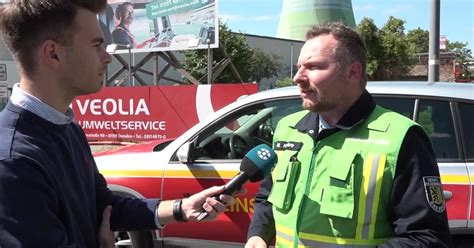 Großbrand in Dresden Aktuelles Interview mit Feuerwehr Pressesprecher Klahre Sachsen Fernsehen