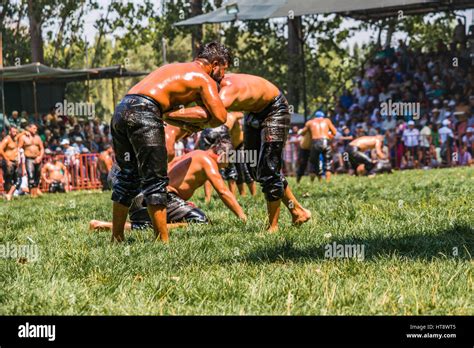 Oilwrestling In Turkey Culture Sport Turkish Traditional Wrestling