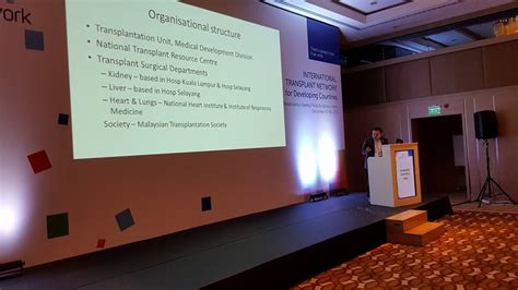 Dr Hirman Ismail Ketua Bahagian Perkembangan Perubatan Facebook