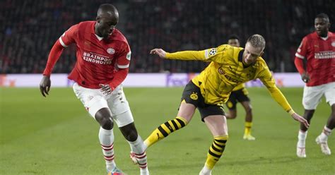 Боруссія Дортмунд ПСВ де дивитись матч відповідь 1 8 фіналу Ліги чемпіонів і прогноз