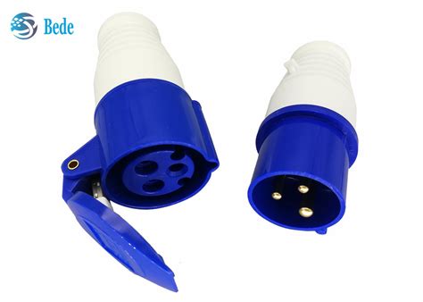 Single Phase Industrial Plug And Socket Pne Blue Color 220 250v 16a