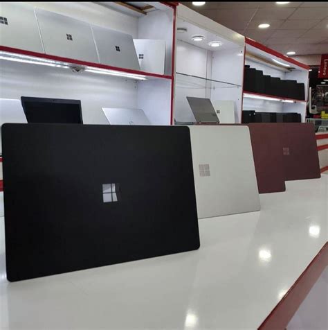 فروشگاه بزرگ لپ تاپ رویال سنتر؛ تلفن، ساعت کاری، تصاویر و نظرات کاربران