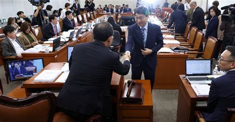 단독 연금개혁 좌초 위기 속유럽 출장서 합의안 내겠다는 국회 특위