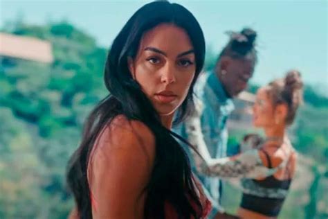 Cristiano Ronaldo Aparece En Energ A Bacana Nuevo Videoclip De