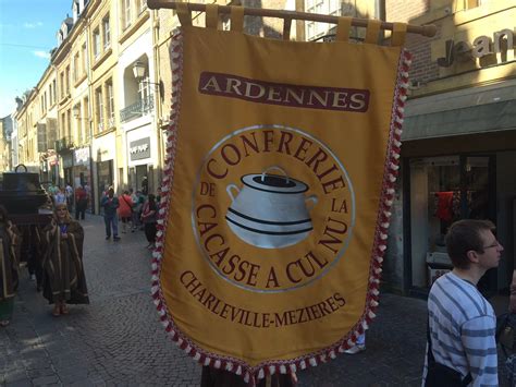 Les Confréries ardennaises pour la première fois sur la Foire de Sedan