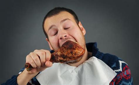 天天吃素的人跟天天吃肉的人相比谁的身体好看看专家的意见