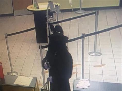 Suspect In Mondays Bank Robbery Pursuit Previously Killed A Man In A