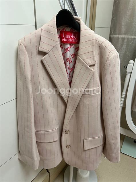 럭키슈에뜨 자켓 자켓코트 중고나라