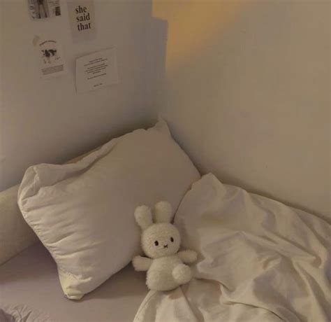 Miffy Plushie In Bed Neintje