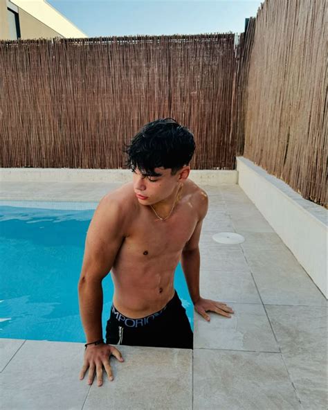 Mllanos Hombres Españoles Celebridades Bonitos Chicos Surfistas Guapos