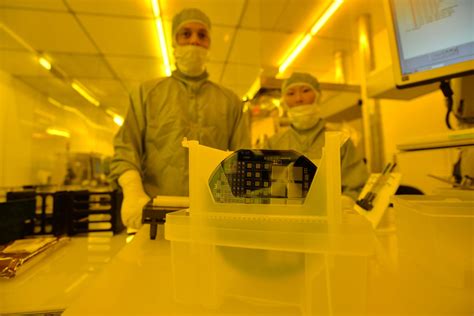 Microscopic Sensor For More Precise Radiology Treatments