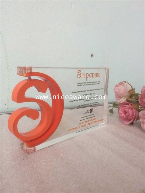 SP100