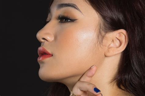 Κρέμες Bb Cc Dd τι είναι και ποιες οι διαφορές The Cover