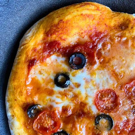 Perfect Sourdough Pizza Crust Step By Step Tutorial Stretch And Folds