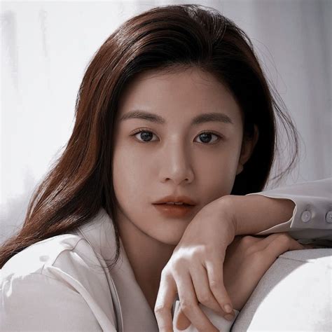 Go Younjung Aesthetic ╰─ 𝐣𝐚𝐣𝐚𝐧𝐠 Gaya Rambut Cantik Gambar Gaya Rambut