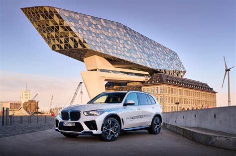 View Photos Of The 2023 Bmw Ix5 Hydrogen Prototype