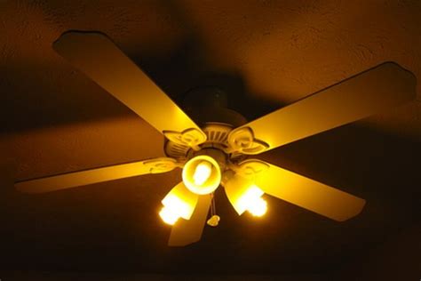 How To Stop A Ceiling Fan Light From Wobbling Ehow