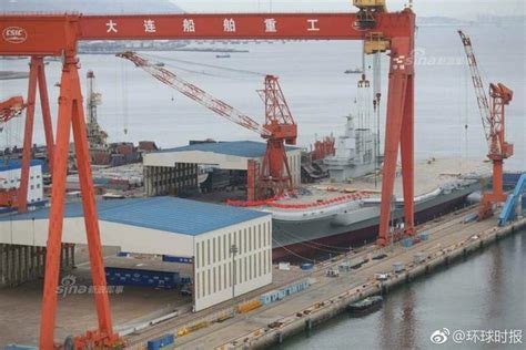 中国首艘国产航母今日下水 范长龙出席仪式并致辞手机新浪网