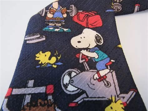 Snoopy Working Out