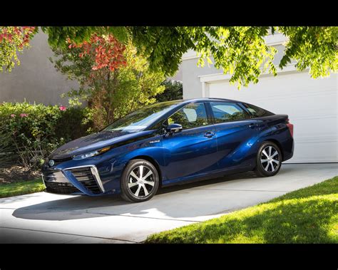 Toyota Mirai Hydrogen Fuel Cell 2015