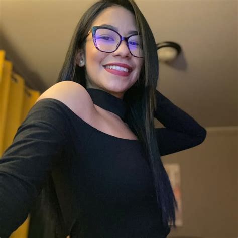 Andrea Avila Avilaandream • Threads Say More