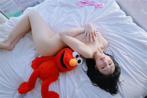 Yeonwoo Yeon Woo Naked Yeon Woo Naked Porn Pic