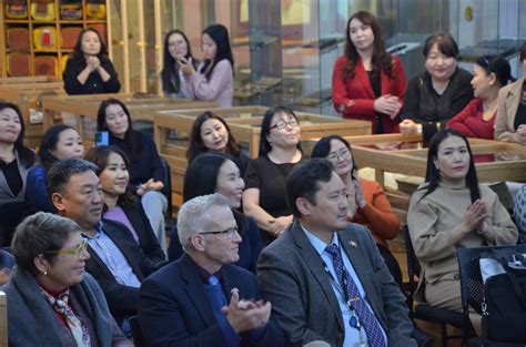 “ХИЛ ХЯЗГААРГҮЙ НОМЫН САН” ТӨСЛИЙН ХААЛТЫН ҮЙЛ АЖИЛЛАГАА БОЛЛОО