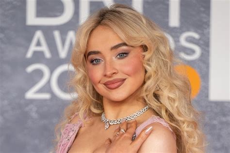 Sabrina Carpenter über Albumcover Kritik Meine Eltern Lieben Es