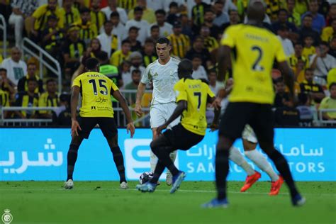 Ronaldo Volta A Marcar Pelo Al Nassr Mas Não Evita Derrota Na Casa Do