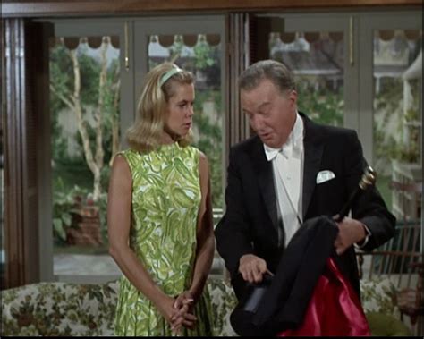 Witches And Warlocks Are My Favorite Things 3x03 Bewitched Image
