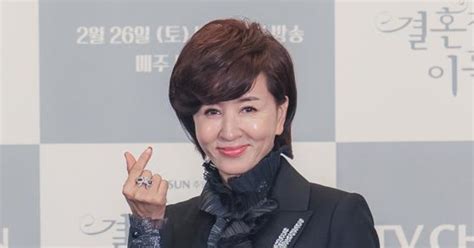 포토 이혜숙 60대에 수영복 출연은 난생처음
