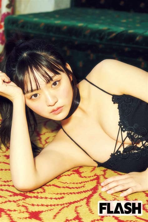 画像写真 ミスマガ グランプリ 二十歳の豊田ルナが恋愛を語る私のほうが相手の方を大好きになってしまって Smart FLASH スマフラ 光文社週刊誌