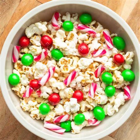 Christmas Popcorn In 2 Minutes Just 3 Ingredients