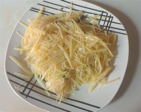 【酸辣土豆丝的做法步骤图，酸辣土豆丝怎么做好吃】延听下厨房
