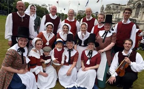 Hundreds Parade For 2018 National Eisteddfod Proclamation North Wales