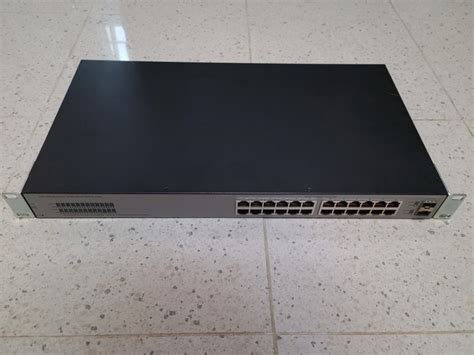 Hpe 242port Layer 3 Gigabit Switch 電腦＆科技 商務用科技產品 Carousell