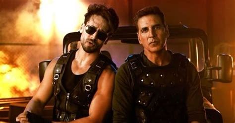 Bade Miyan Chote Miyan Movie Advance Box Office Collection Day 1