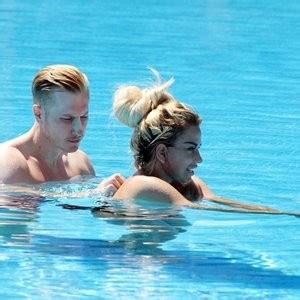 Katie Price Topless 2 Photos Leaked Nudes Celebrity Leaked Nudes