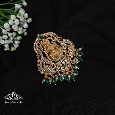 92 5 Silver Simple And Cute Lakshmi Devi Design Pendent With Hanging