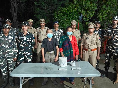 Two Smugglers Caught In India Nepal Border भारत नेपाल बॉर्डर में
