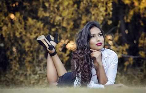 Wallpaper Sexy Model Brunette Ela Paez For Mobile And Desktop