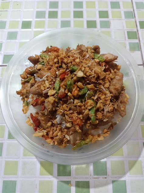 หมูทอดพริกทอดกระเทียมทอดสูตรเราเอง แกลเลอรีที่โพสต์โดย May Lemon8