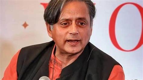 Early Trends Show Shashi Tharoor Trailing To BJPs Rajeev Chandrasekhar