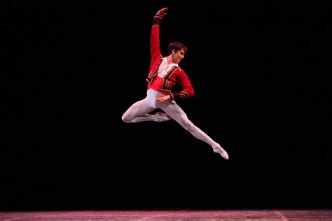 Primer Bailarín Cubano Dani Hernández Actuará En Panamá Cuba En Resumen