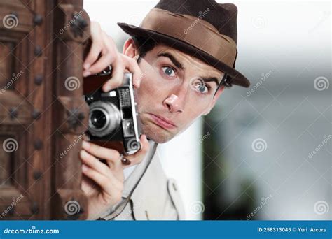 That Was Unexpectedprivate Detective Capturing A Photo From Around