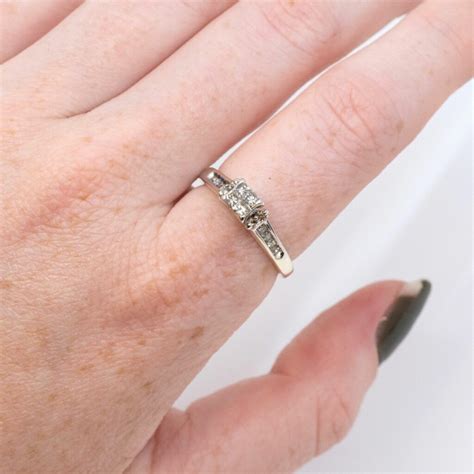 9ct White Gold Diamond Princess Cluster Ring Size M 60353 Montys