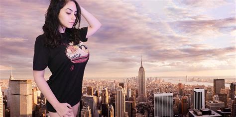 Giantess Sofia Delle Cave In Ny By Truelyb386 On Deviantart
