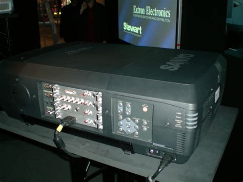 Sanyo Projektoren: Sanyo PLC XF47/A XGA LCD Beamer
