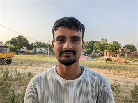 लोकसभा चुनाव 2024 बलिया में बीजेपी के सांसद को कितनी टक्कर दे पा रहे