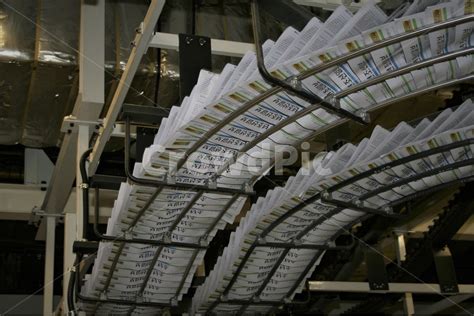 일간 신문 인쇄 작업 뉴스 사진이미지일러스트캘리그라피 양기리작가